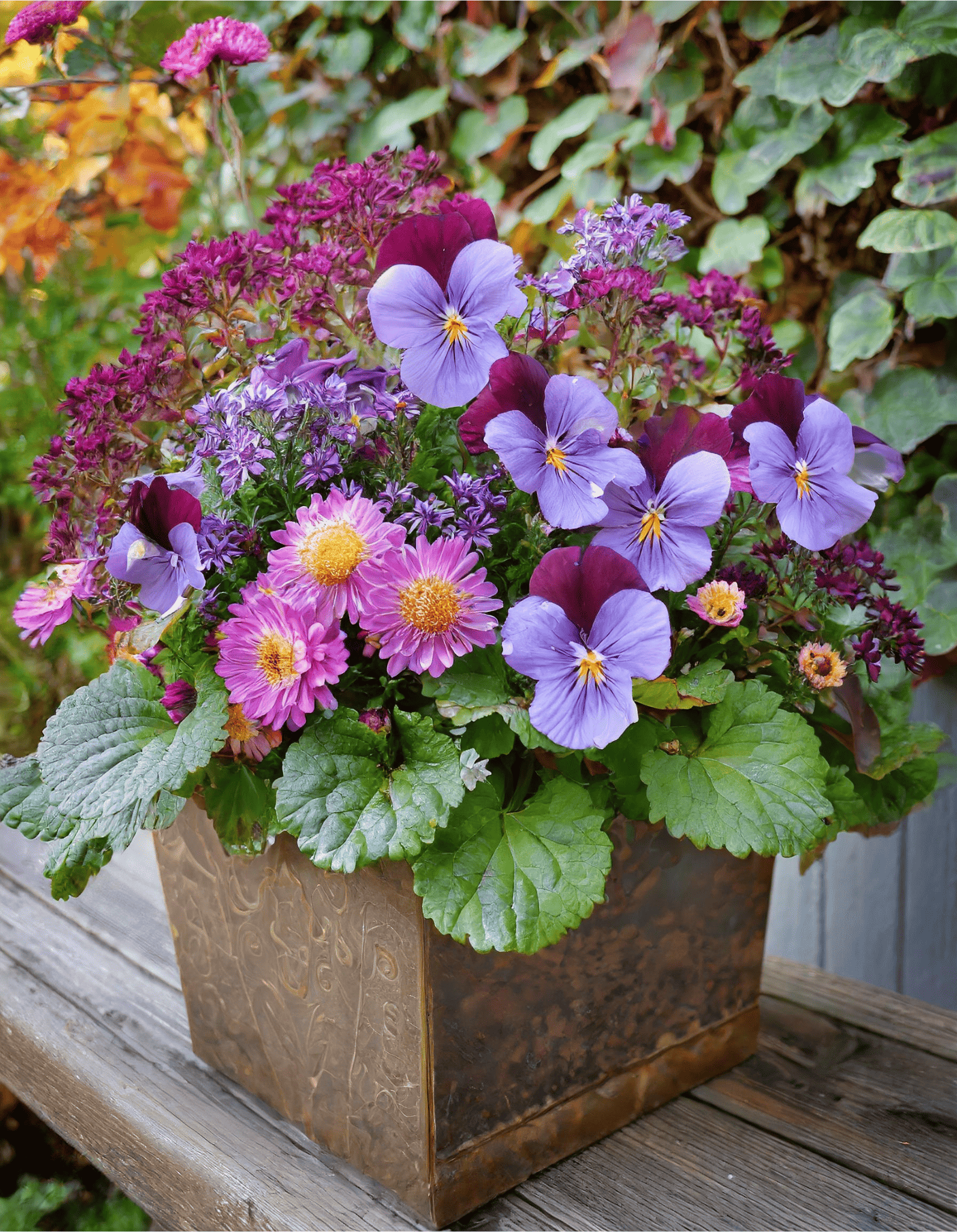 11 Stunning Fall Flower Arrangements for Pots | Bigger Garden