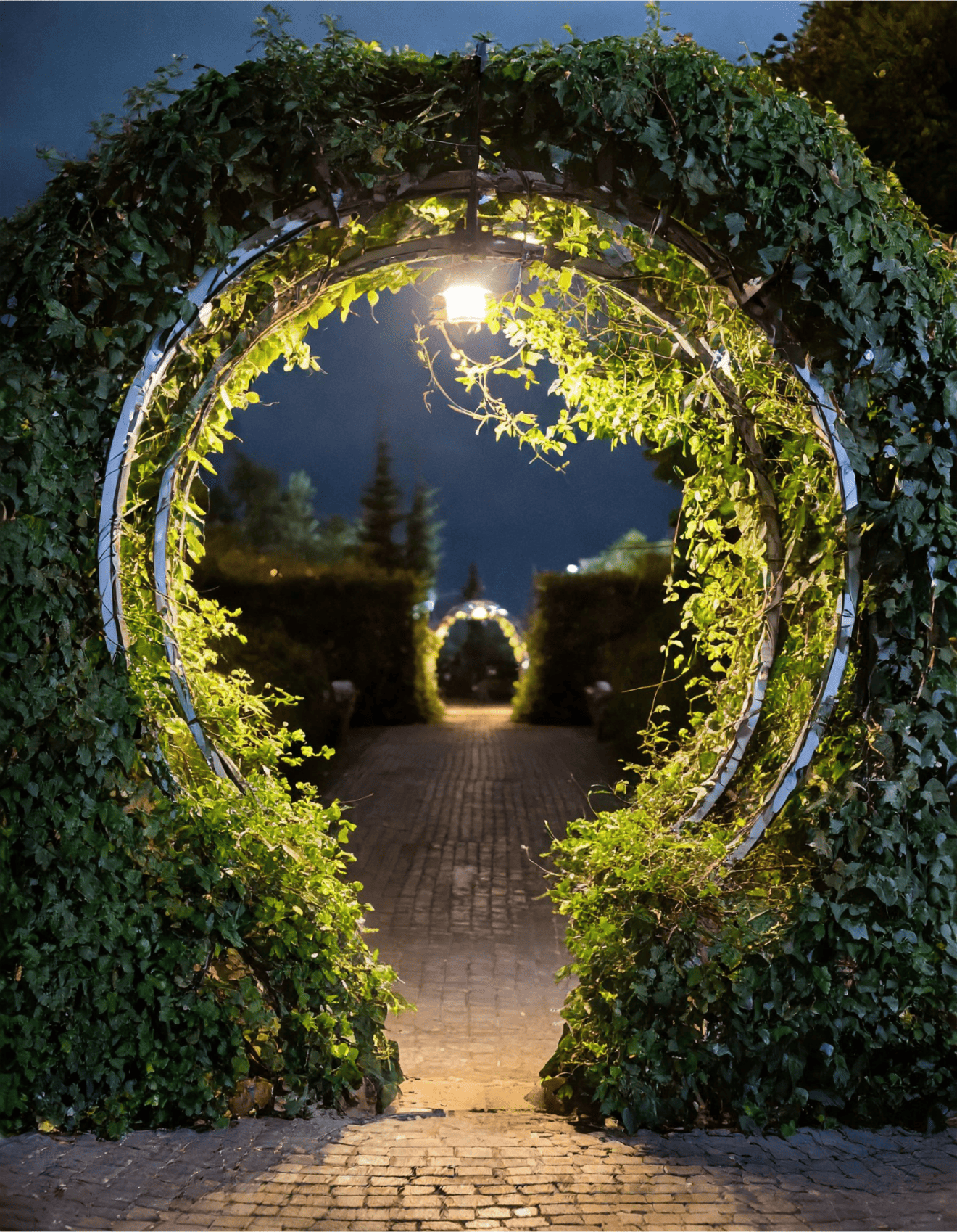 9 Enchanting Moon Gate Entrances to Transform Your Garden | Bigger Garden